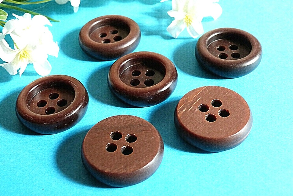 104C / the Classics Big Buttons " Wood " Set Of 6 Buttons Ép. 1970/80 ...