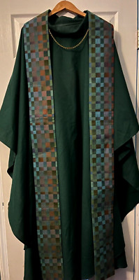 Vestments - Catholic Priest - 2