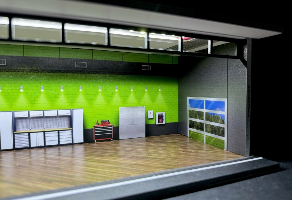 1/64 Scale Green General Interior Garage Theme Diorama Display w/ LED ...