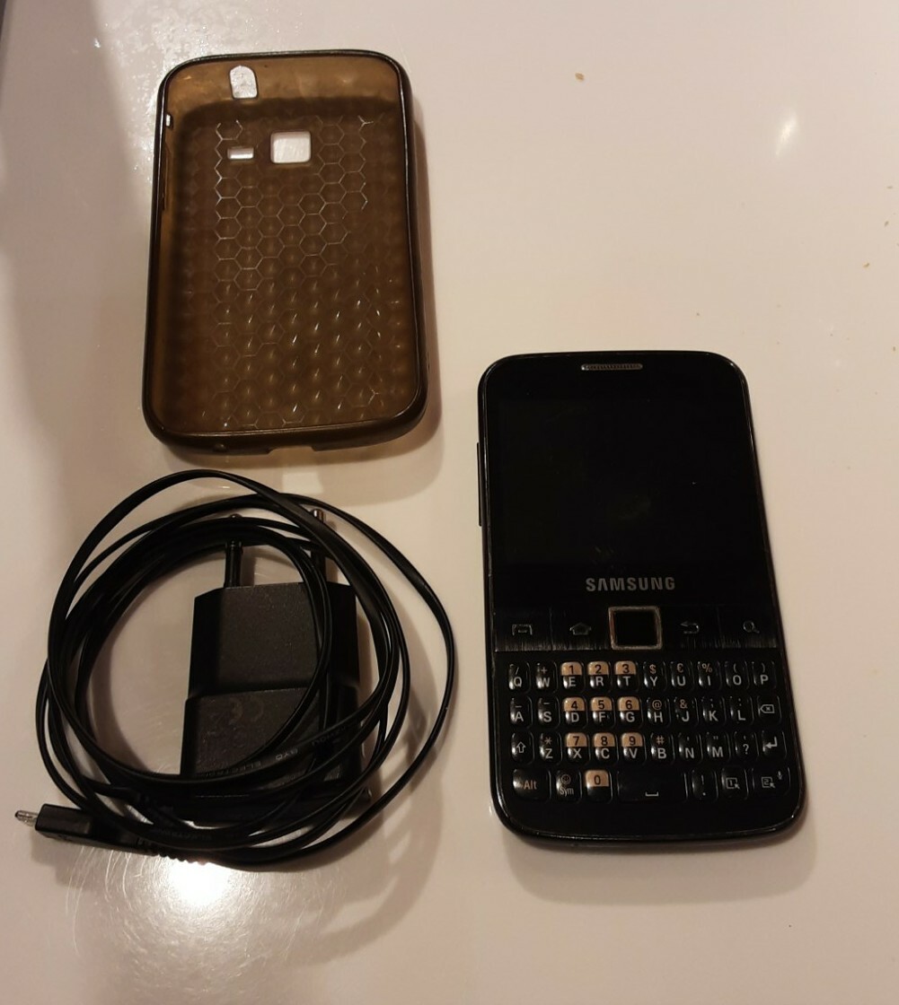 Samsung Galaxy Y Pro Young