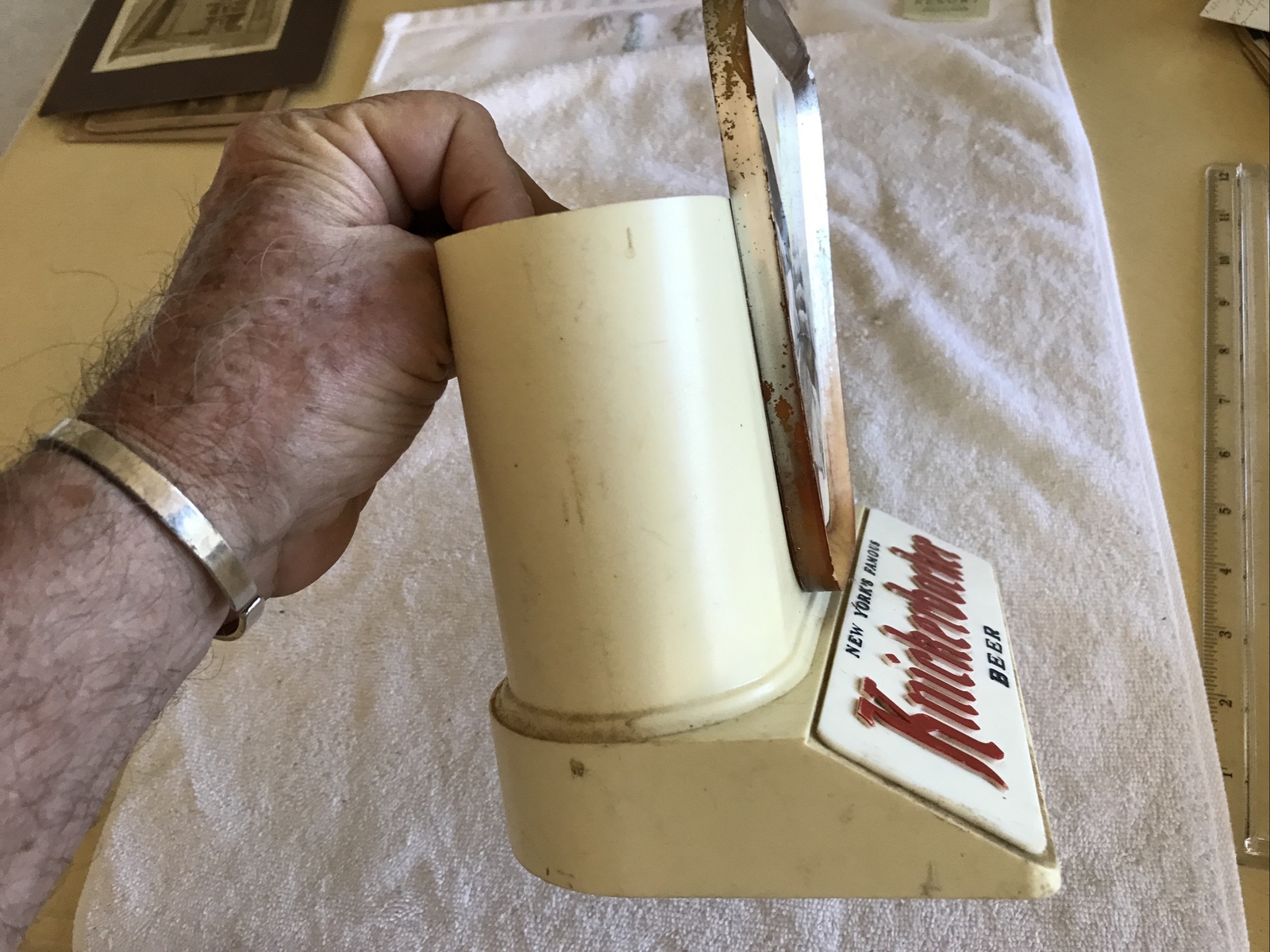 KNICKERBOCKER BEER VINTAGE PLASTIC BAR STIRRER HOLDER, NEW YORK | eBay