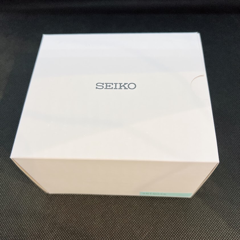 SEIKO SPIRIT SBTQ045 Chronograph Men's Watch Dial Color Red Limited ...