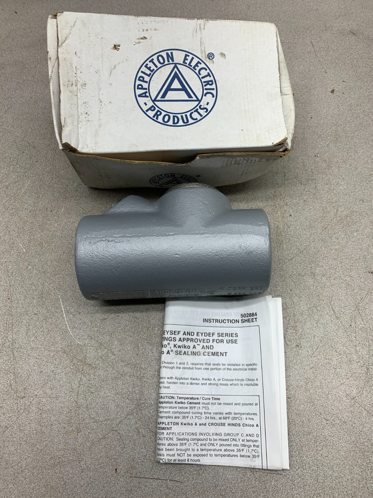 NEW IN BOX EGS APPLETON 1-1/2" MALL IRON SEALING FITTING EYSEF150 | eBay