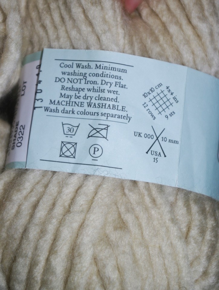 Sirdar Big Softie 105g oatmeal/cream 51% wool 49%acrylic super chunky ...