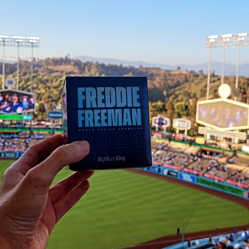 FREDDIE FREEMAN 2024 MLB WORLD SERIES DODGERS RING BOX 9/15/25 SGA BOX ...
