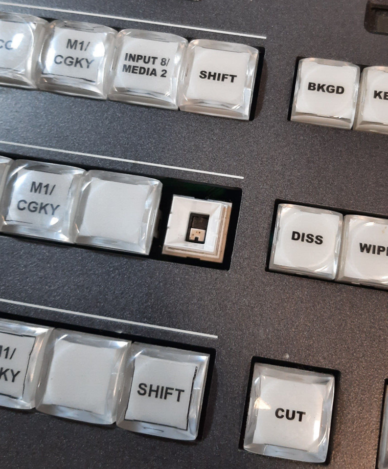 Ross CrossOver 12 Production HD Switcher 4801AR-220 - Power Tested | eBay