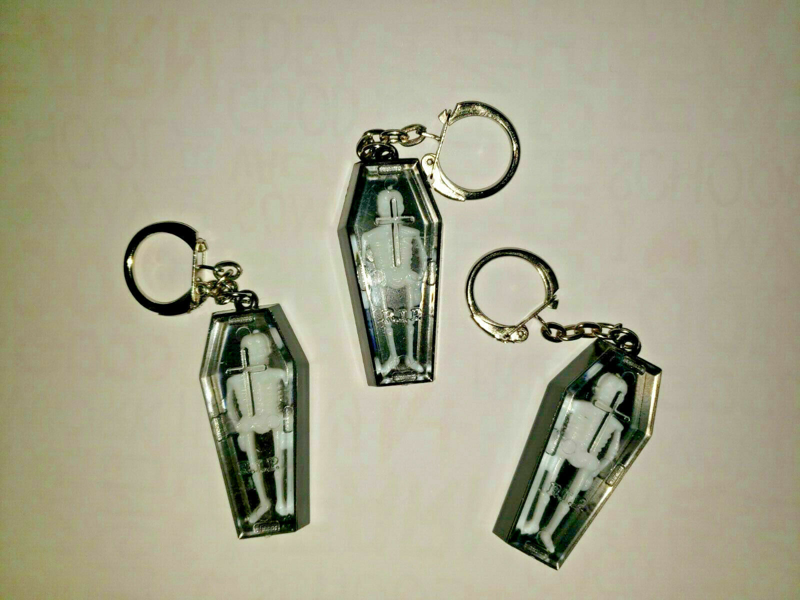 Vintage Skeleton in Coffin Keychain Charm Vending Machine Toy Lot of 3 ...