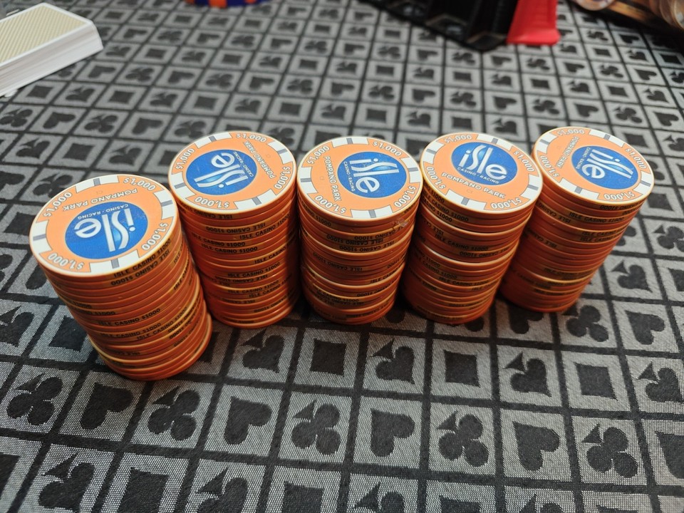 Isle Casino Chipco 1k 44mm Cash Chips. 100 Chips! Neon Orange | eBay