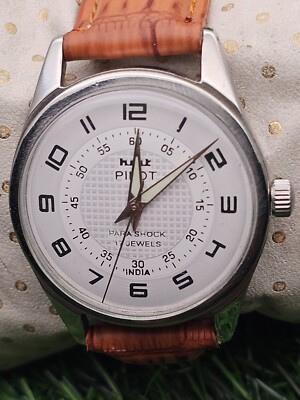 Beautiful Mens HMT Pilot Parashock Mechanical Wind 17J Watch White Dial ...