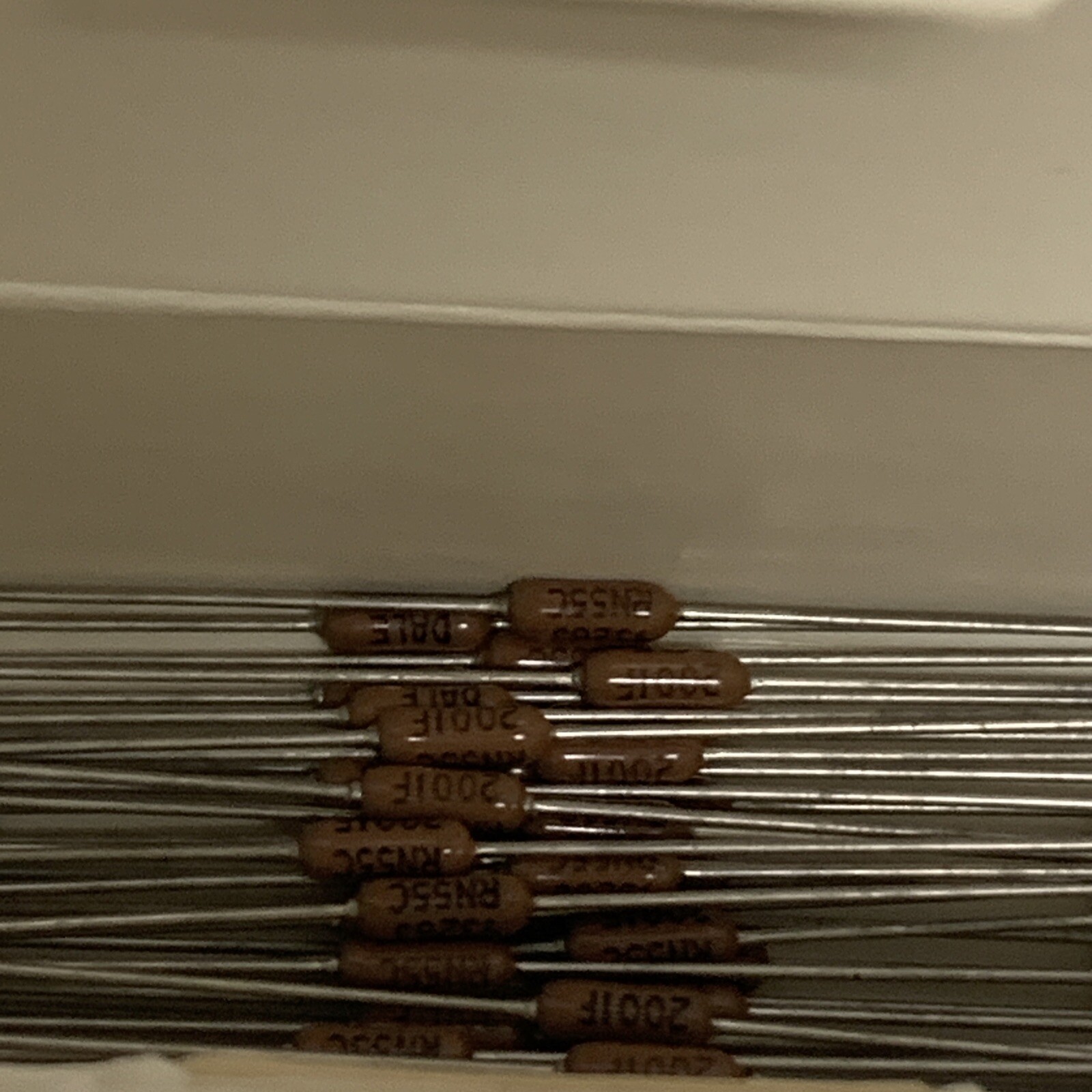 RN55C2001F VISHAY RESISTOR Metal Film 2K Ohm 1% 0.1W(1/10W) Epoxy (LOT ...