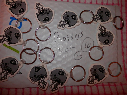 Oakland Raiders Keychain lot (10) NEW VTG 1993 Lot G 90's rubber key ...