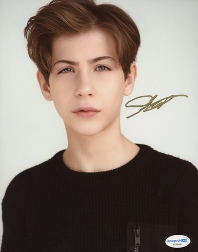 Jacob Tremblay Little Mermaid Autographed Signed 8x10 Photo ACOA | eBay