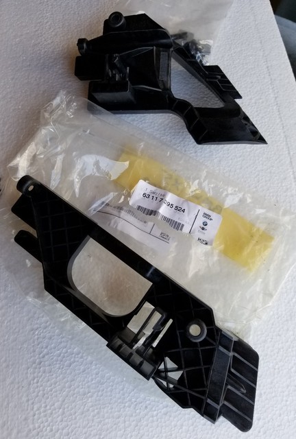 BMW OEM X5 Headlight Headlamp Holder Right 63117395524 for sale online ...