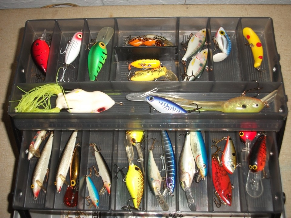 Tackle box Full Of Lures And Tackle 2 trays & Lid Locker Tackle Box | eBay