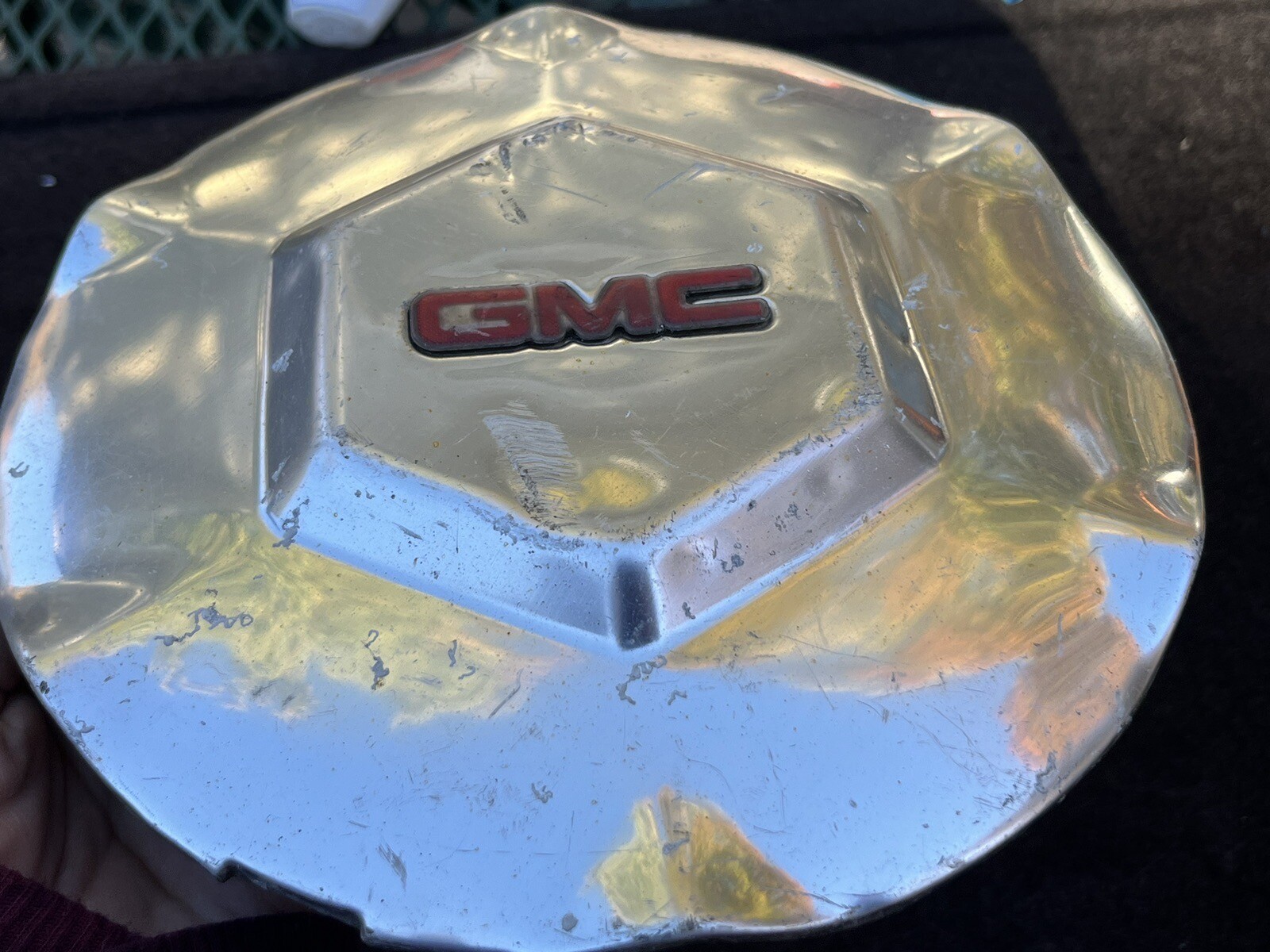 2002 - 2007 GMC Envoy XL Polished OEM Center Cap P/n 9593396 for sale ...