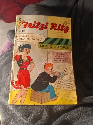 FRITZI RITZ #30 UNITED FEATURE 1953 early PEANUTS by CHARLES SCHULZ ...