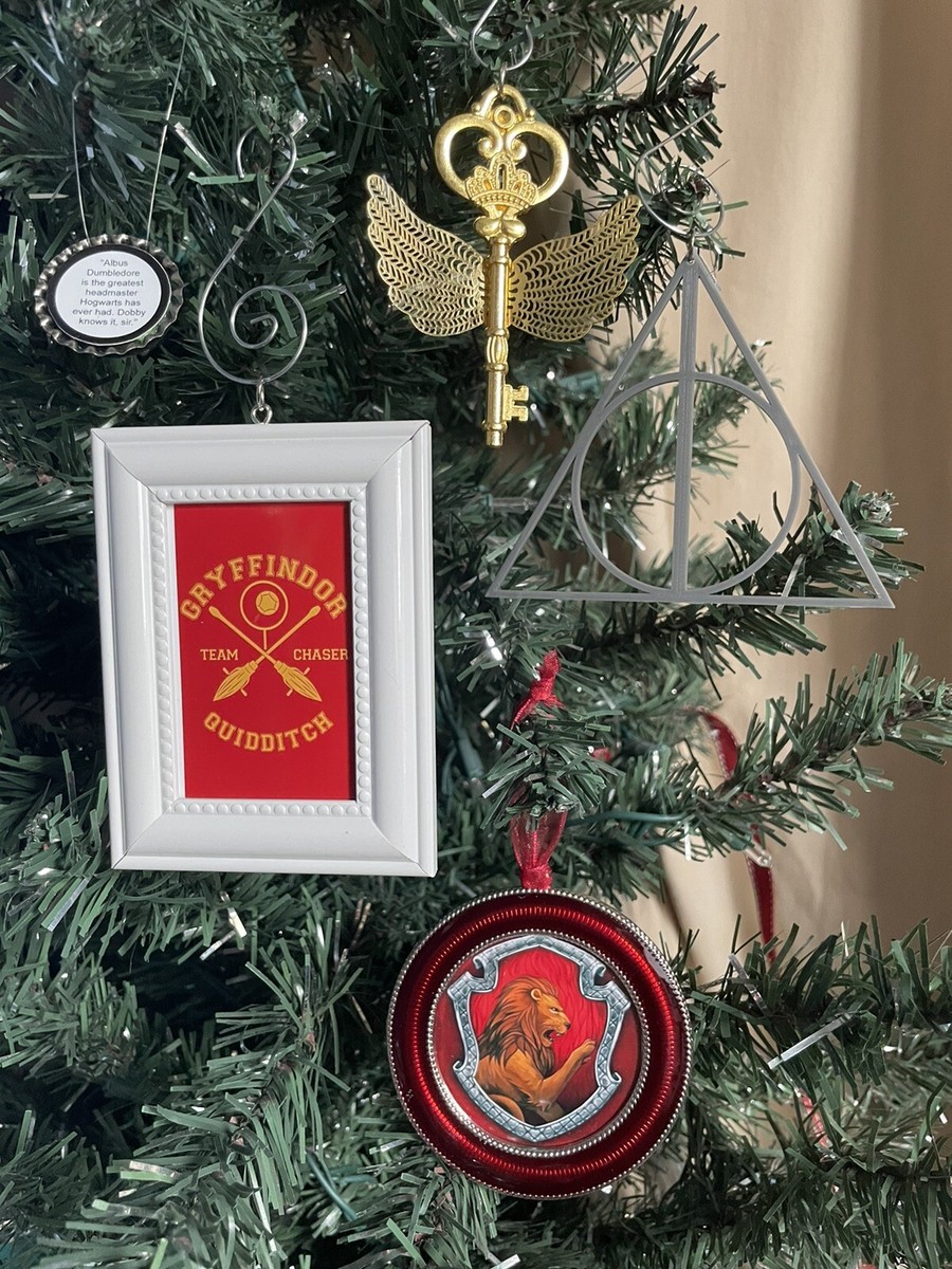 Quidditch Gryffindor Chasers Amazon.com: Boy's Harry Potter Gryffindor