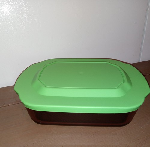 Vintage Pyrex 2 QT Cranberry 8x8x2 Square Baking Pan #222-R - With Lid ...