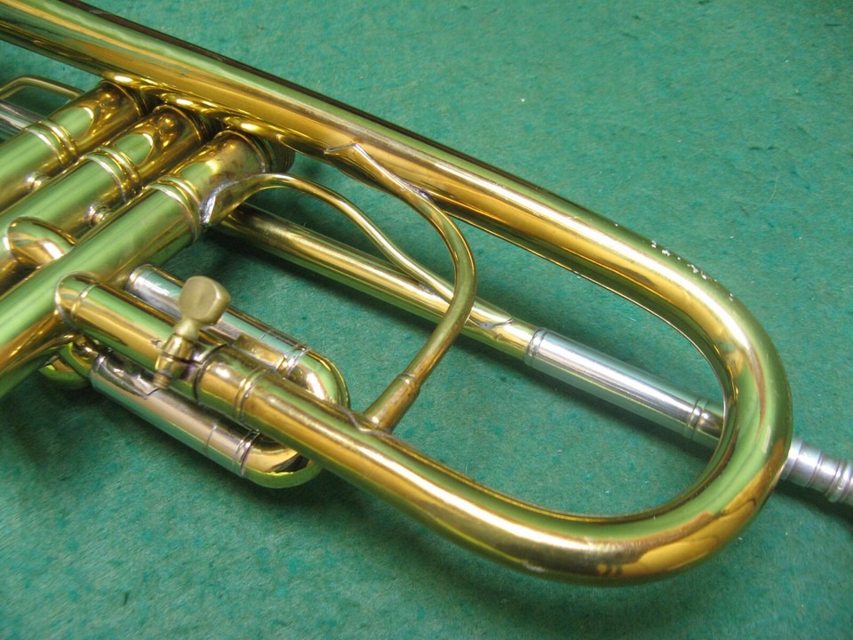 Davis Shuman and Son Angel Trumpet - Removable Bell - RARE! Case and ...