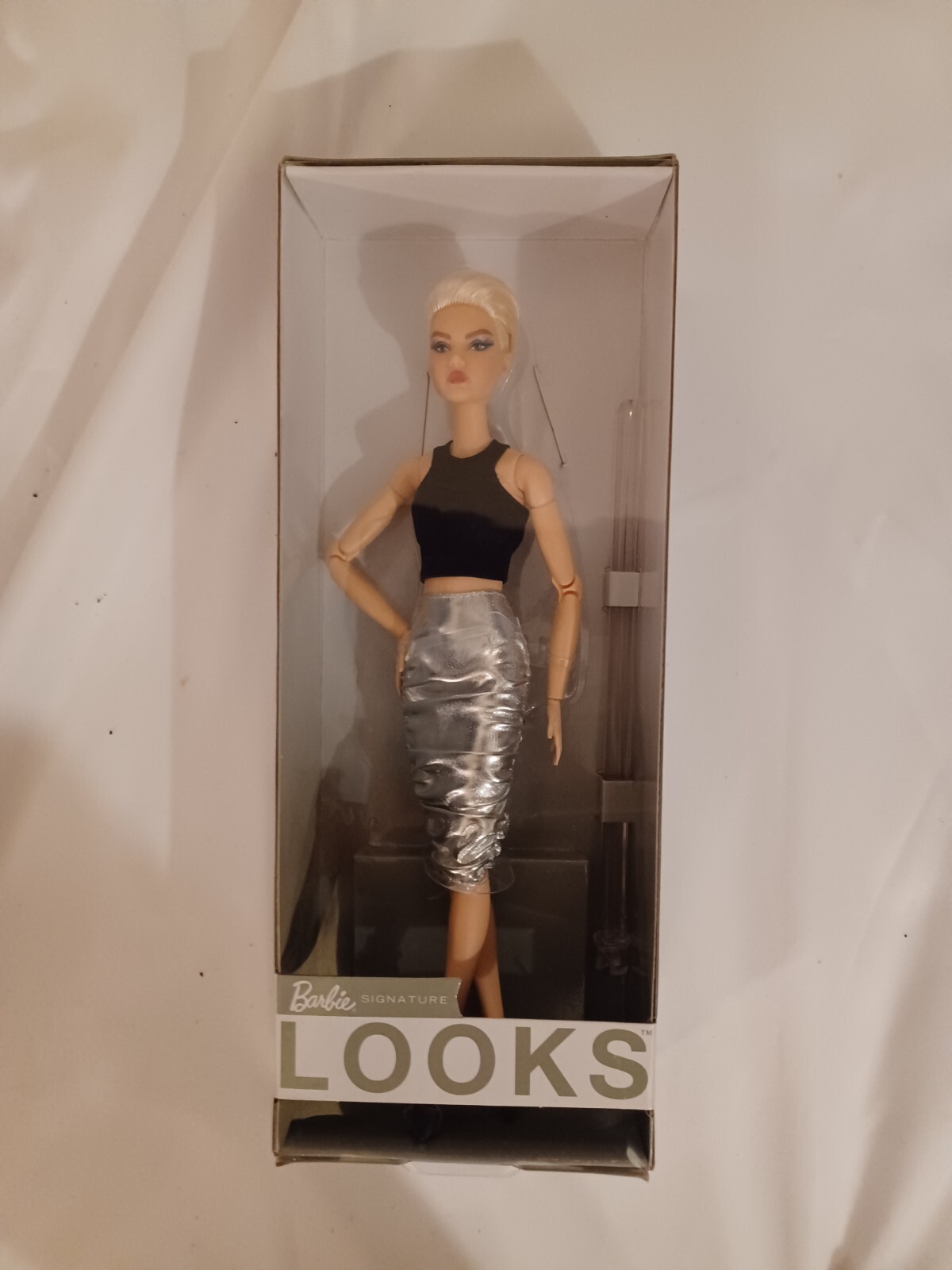 Barbie Signature Barbie Looks Fashion Doll (HCB78) for sale online | eBay