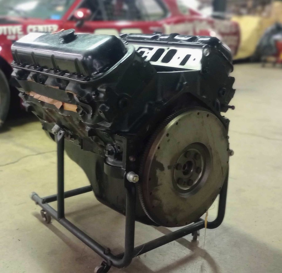 NOS LS7 454 GM Crate Motor. Brand New OEM Long Block. Zero Miles, Never ...