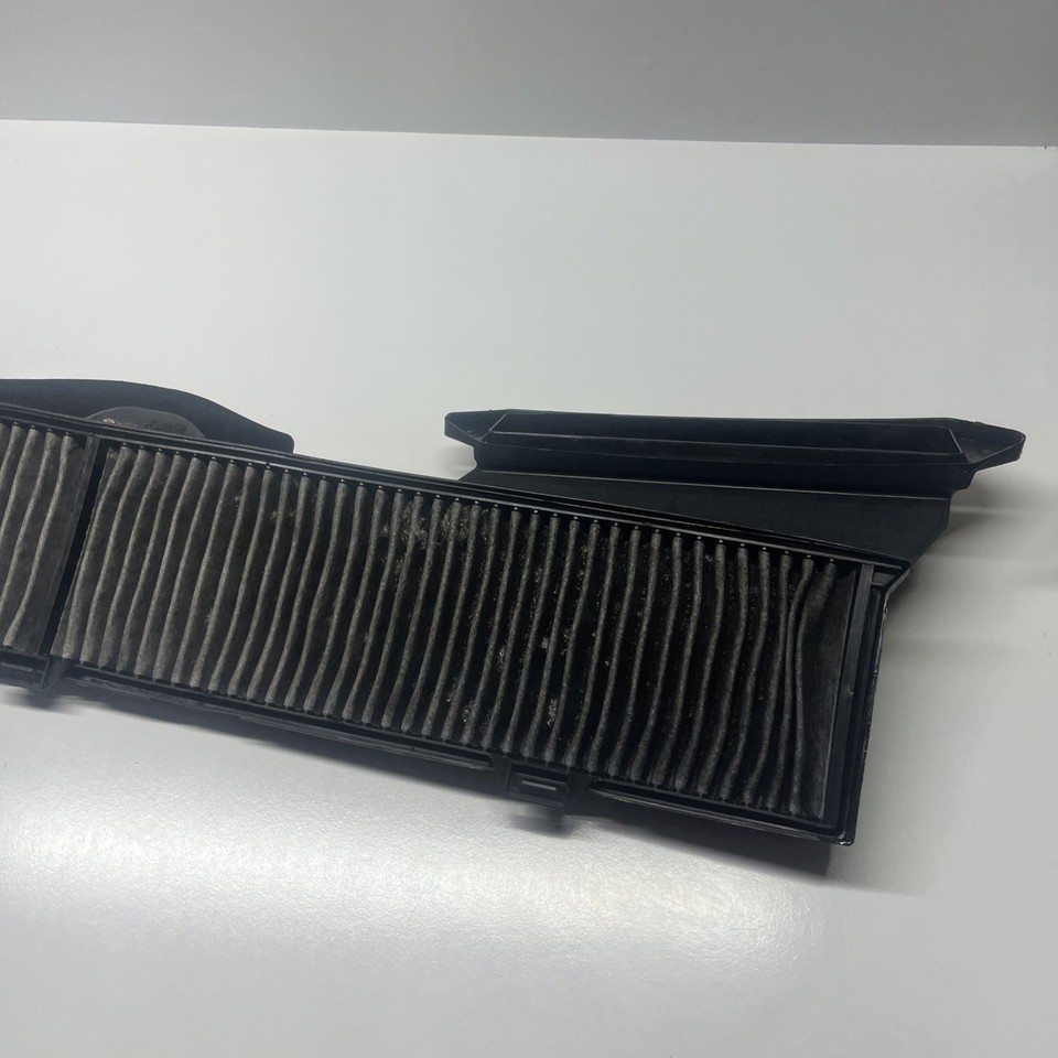 BMW E90 E92 E84 3 Series X1 Windshield Upper Cabin Air Filter Housing ...