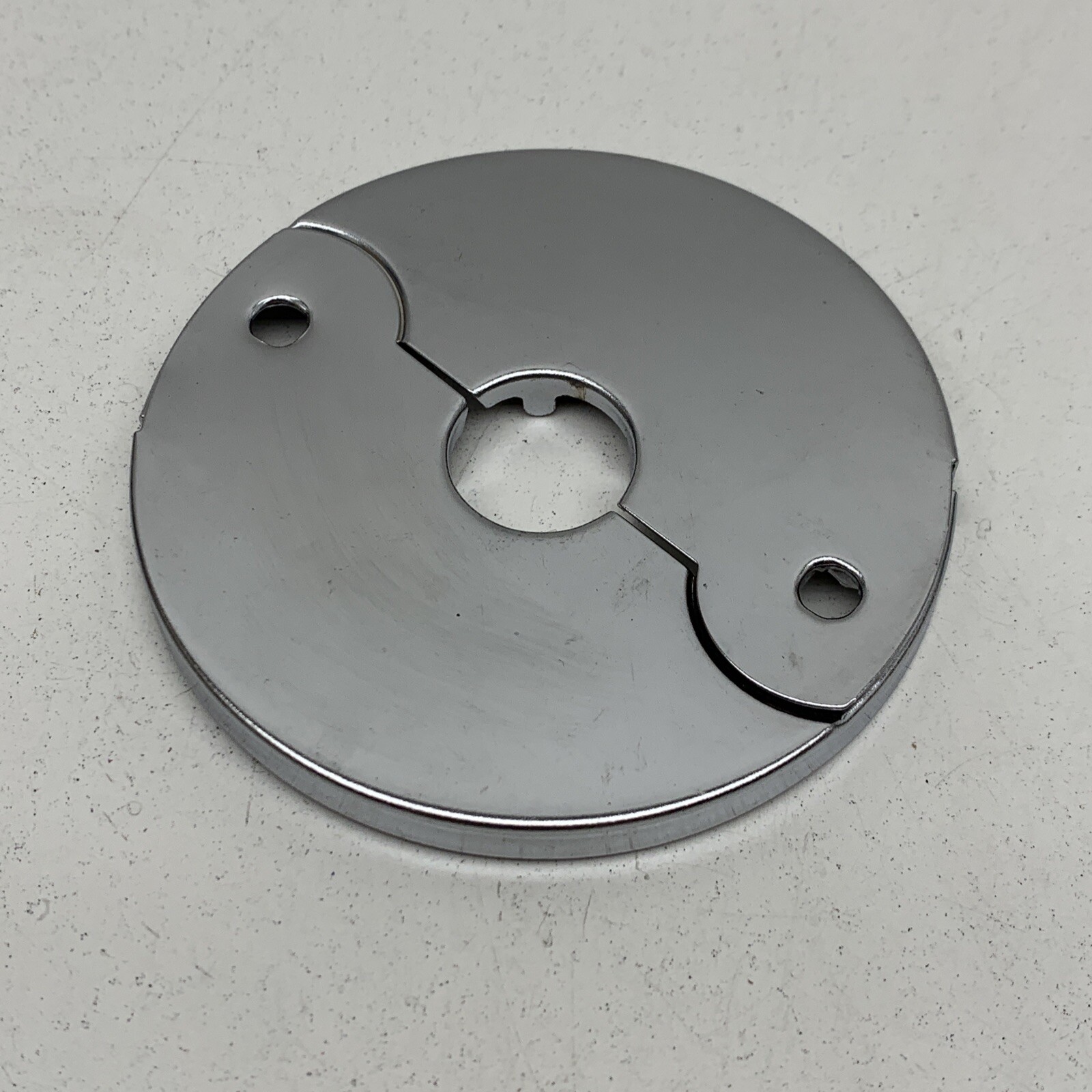 (4-Pack) Split Escutcheon Pipe Ceiling/Floor Plate 5/8” ID | eBay