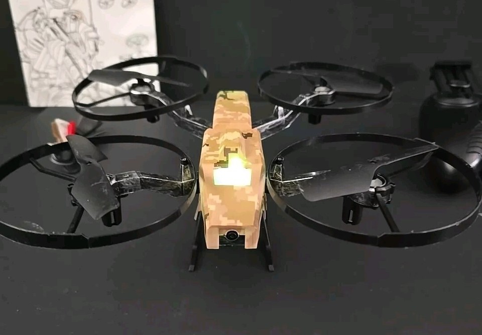 Call of Duty WiFi Dragonfly Camera Drone with Charger, Controller ...