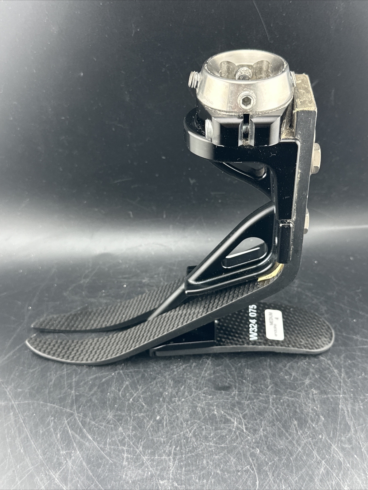 Endolite blatchford elite blade prosthetic foot. Size 24. Category 4 ...