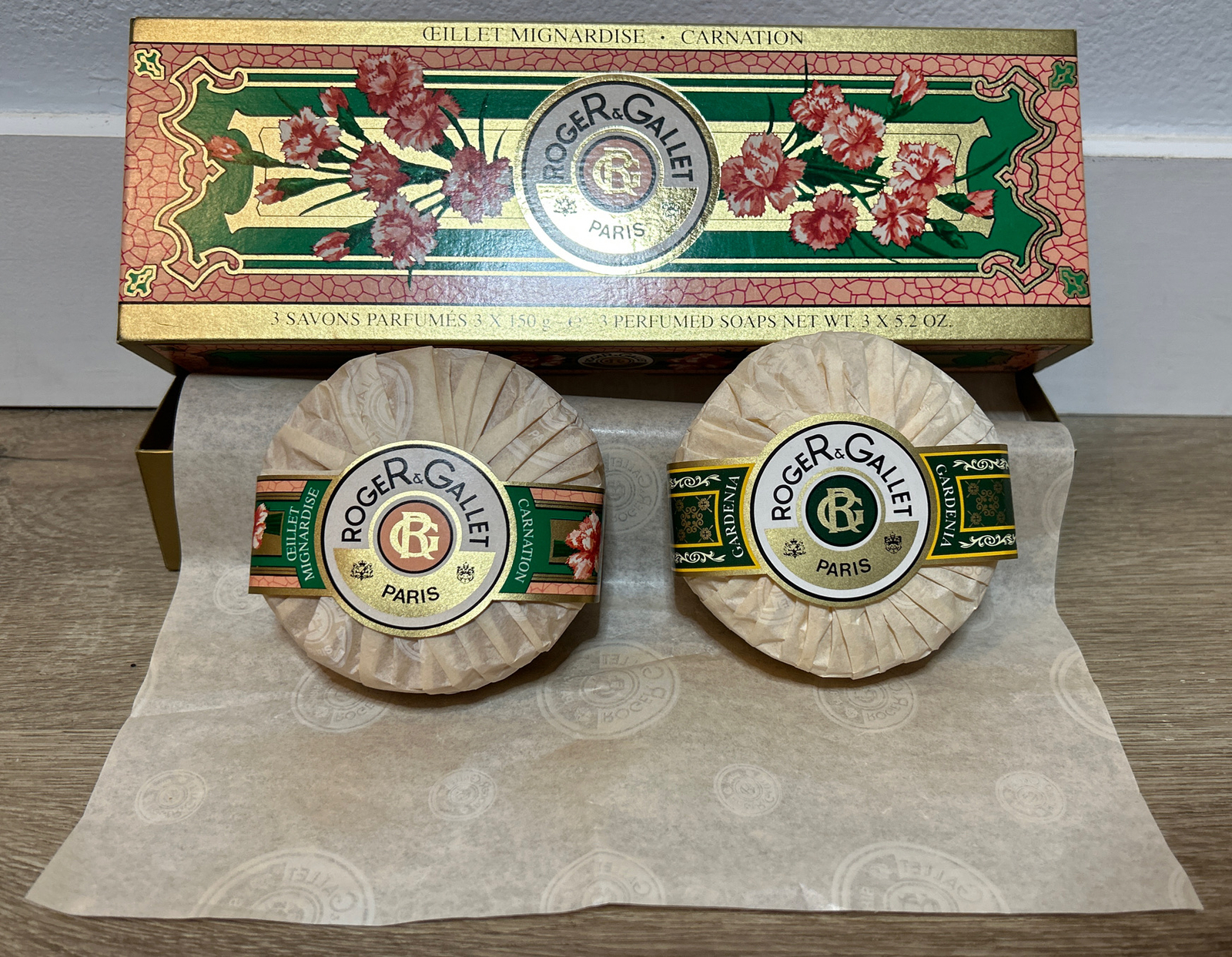 Vtg Roger & Gallet Perfumed Soaps - 2 Different Savons 3.5 Oz Original ...