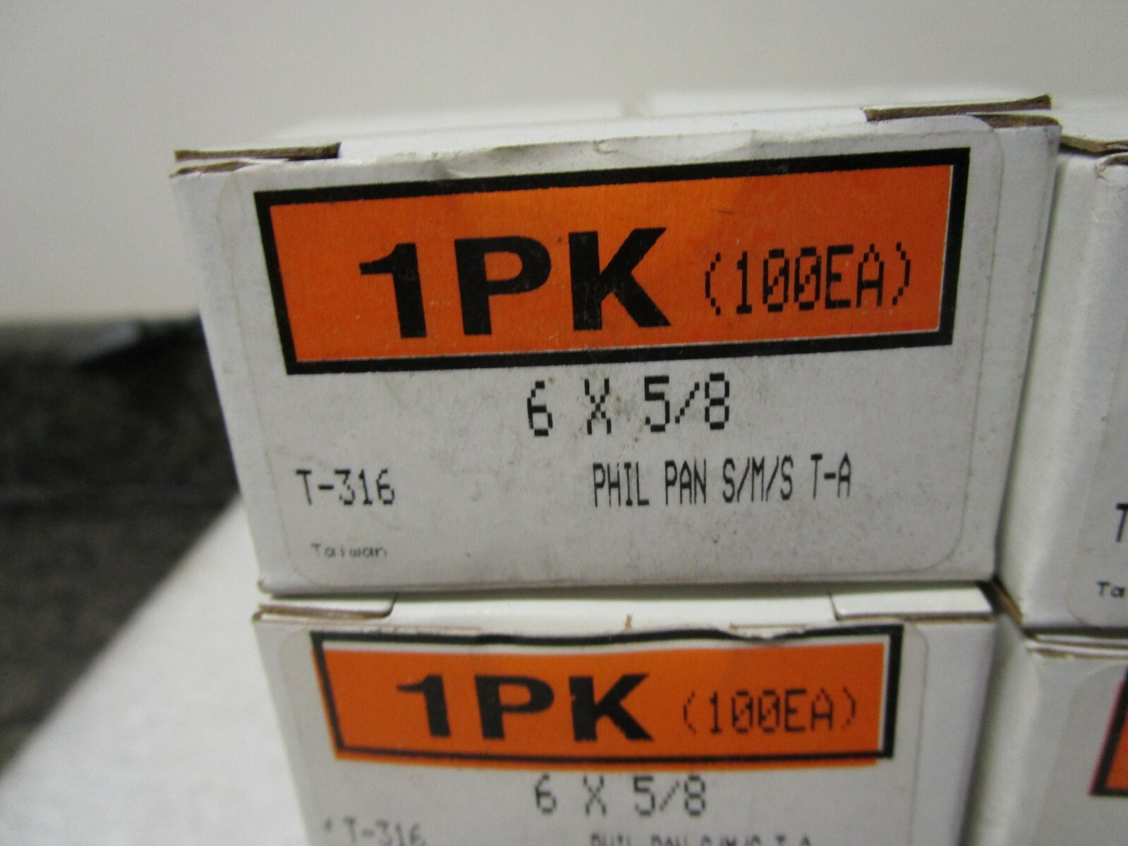 Qty (2900) 6x5/8 Phil Pan S/M/S T-A T-316 Screws + Qty (1400) 6-32x1/4 ...