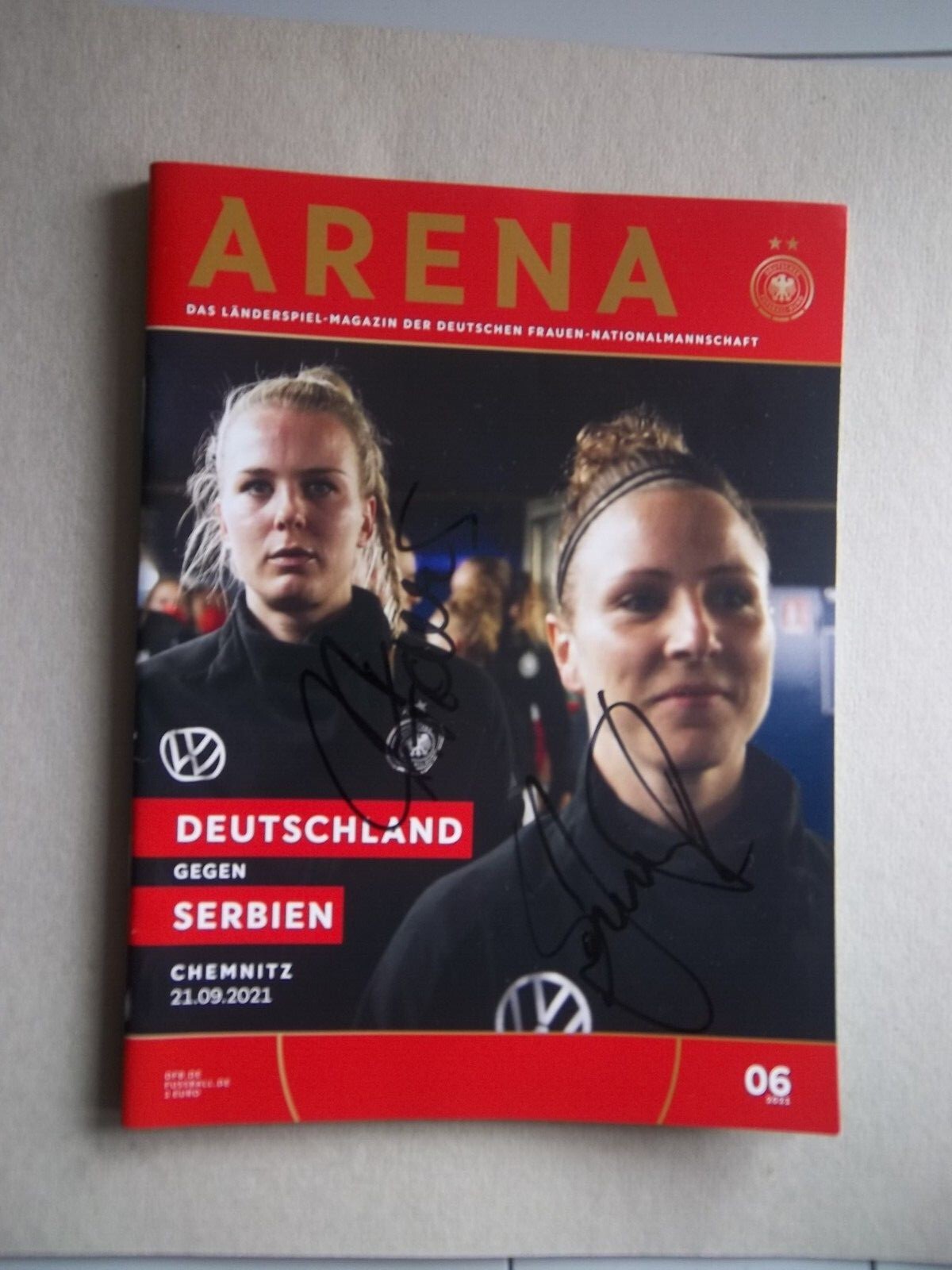 arena-offizi. progr.-2x sign. svenja huth--merle frohms dfb ...