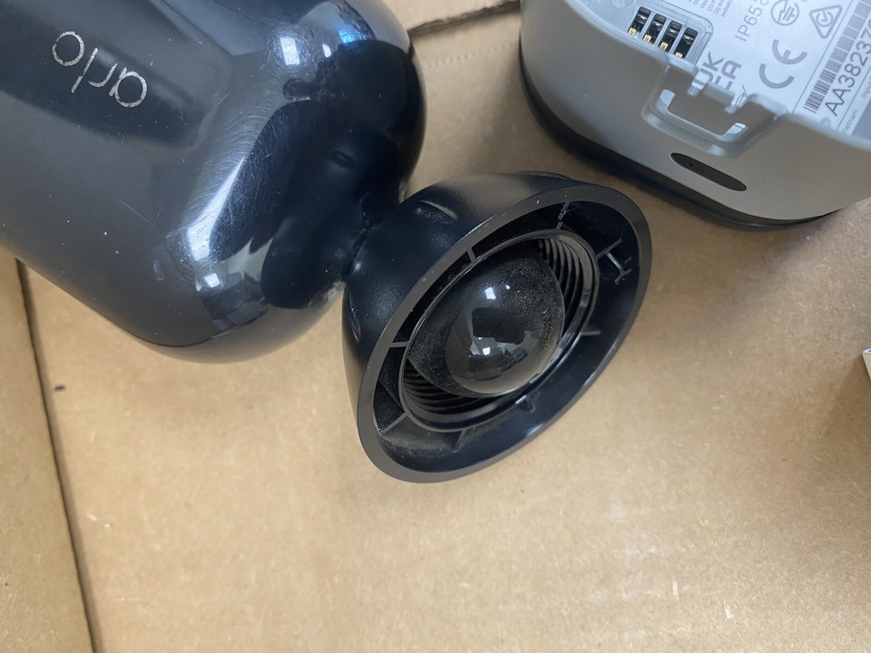 Arlo Pro 4 Spotlight Wireless Camera Single VMC4041P Black - NO ...
