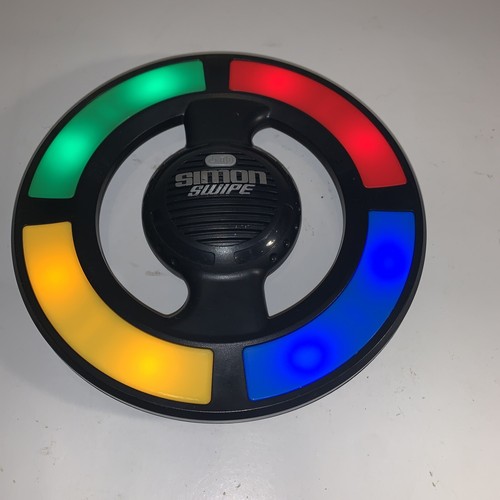 HASBRO SIMON SWIPE Handheld Electronic Memory Game Flashing Lights ...