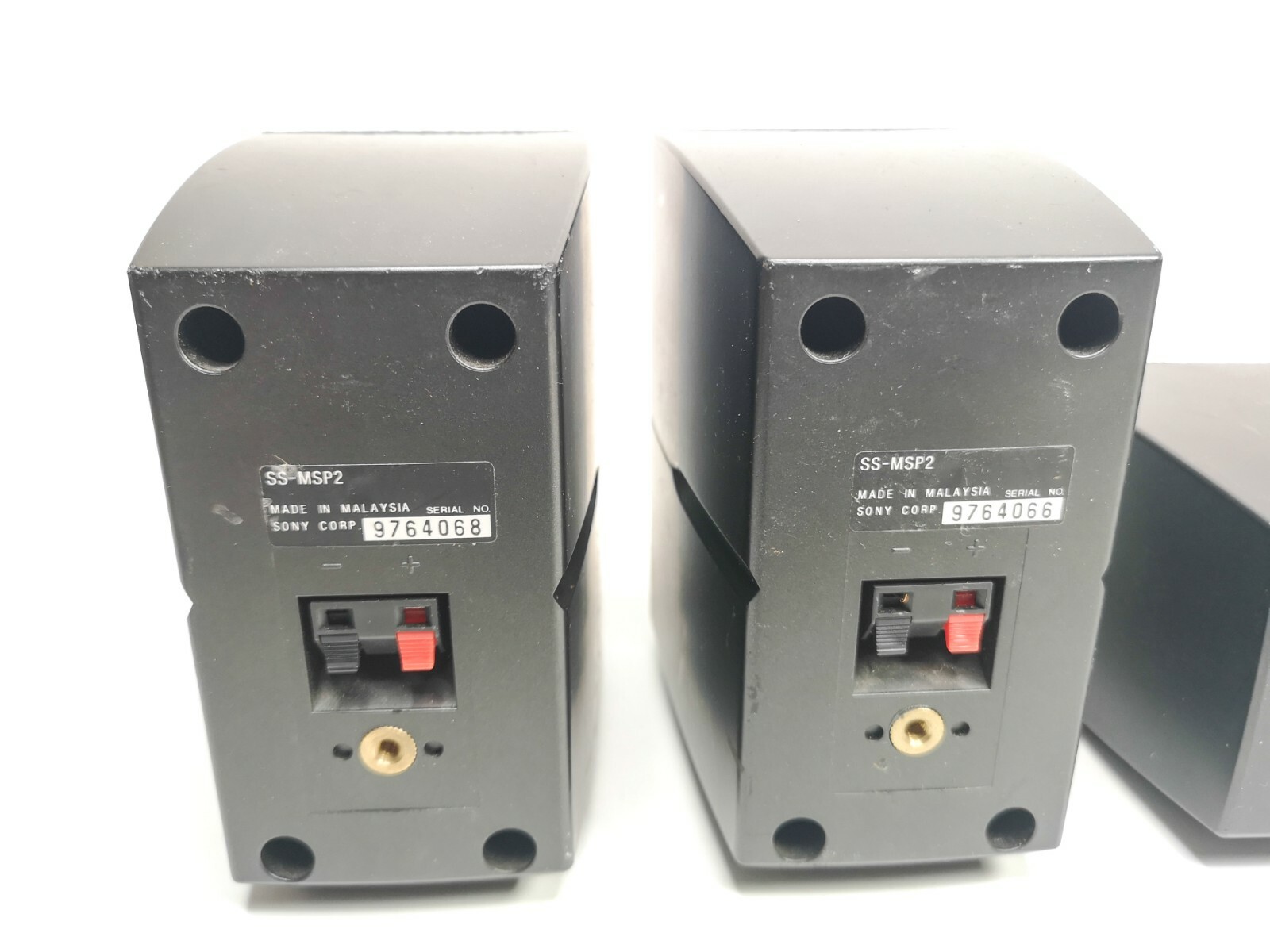 Set of 5 Sony Surround Sound Speakers 4 Front Rear Ss-msp2 & 1 Center ...