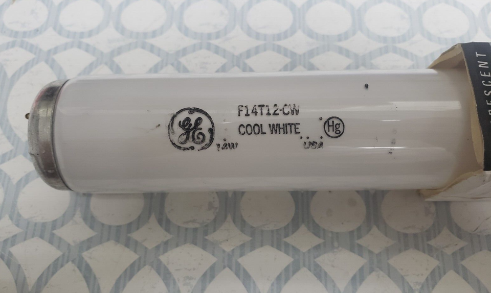 GE FLUORESCENT LAMP TUBE COOL WHITE F14T12 CW 14W 15" T12 | eBay