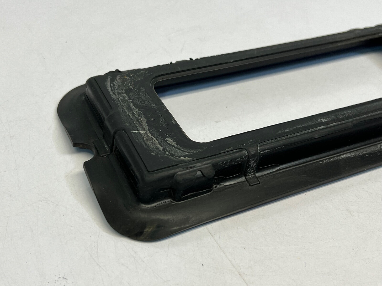 2005 Lincoln Aviator V8 4.6L 4x2 ECM ECU Gasket / Base OEM GENUINE. | eBay