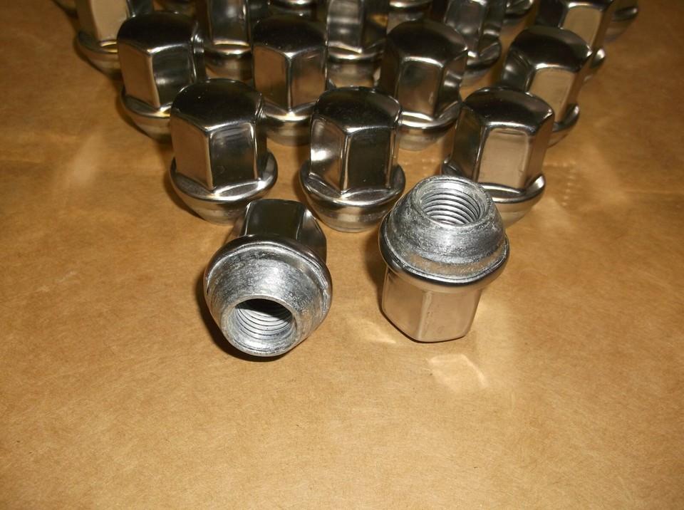 Chevy Camaro New Vehicle Take Off Lug Nuts~9597846~Genuine OEM~20 Pcs ...