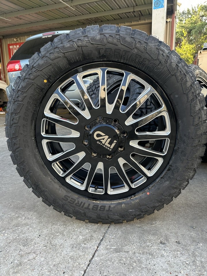 6 22" Cali Summit Dually Wheel 35125022 | RAM 3500 | 8x165.1 | Black ...