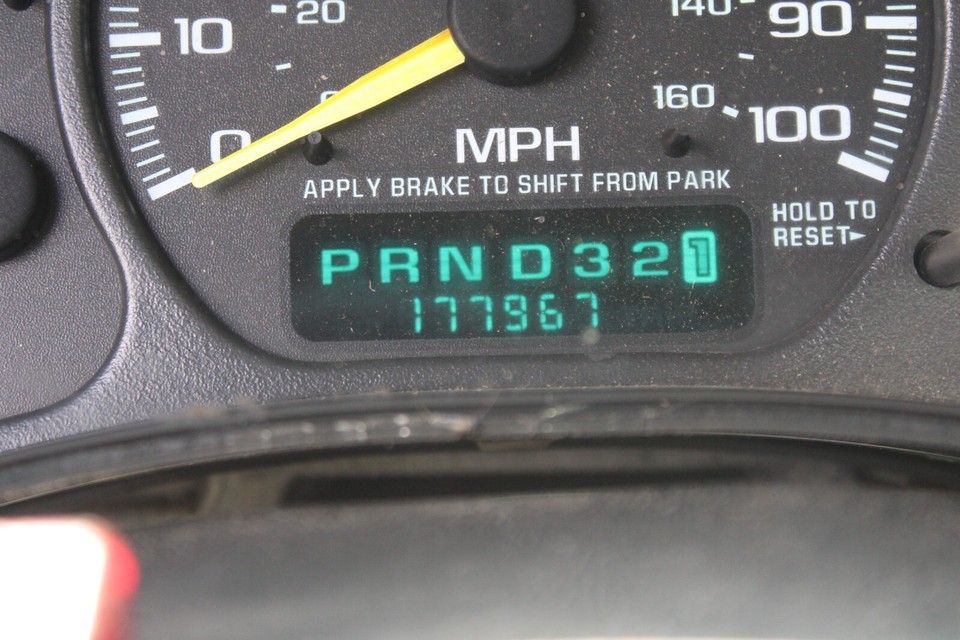 00-02 Chevy Silverado 1500 - Speedometer Cluster Gauge Speedo OEM ...