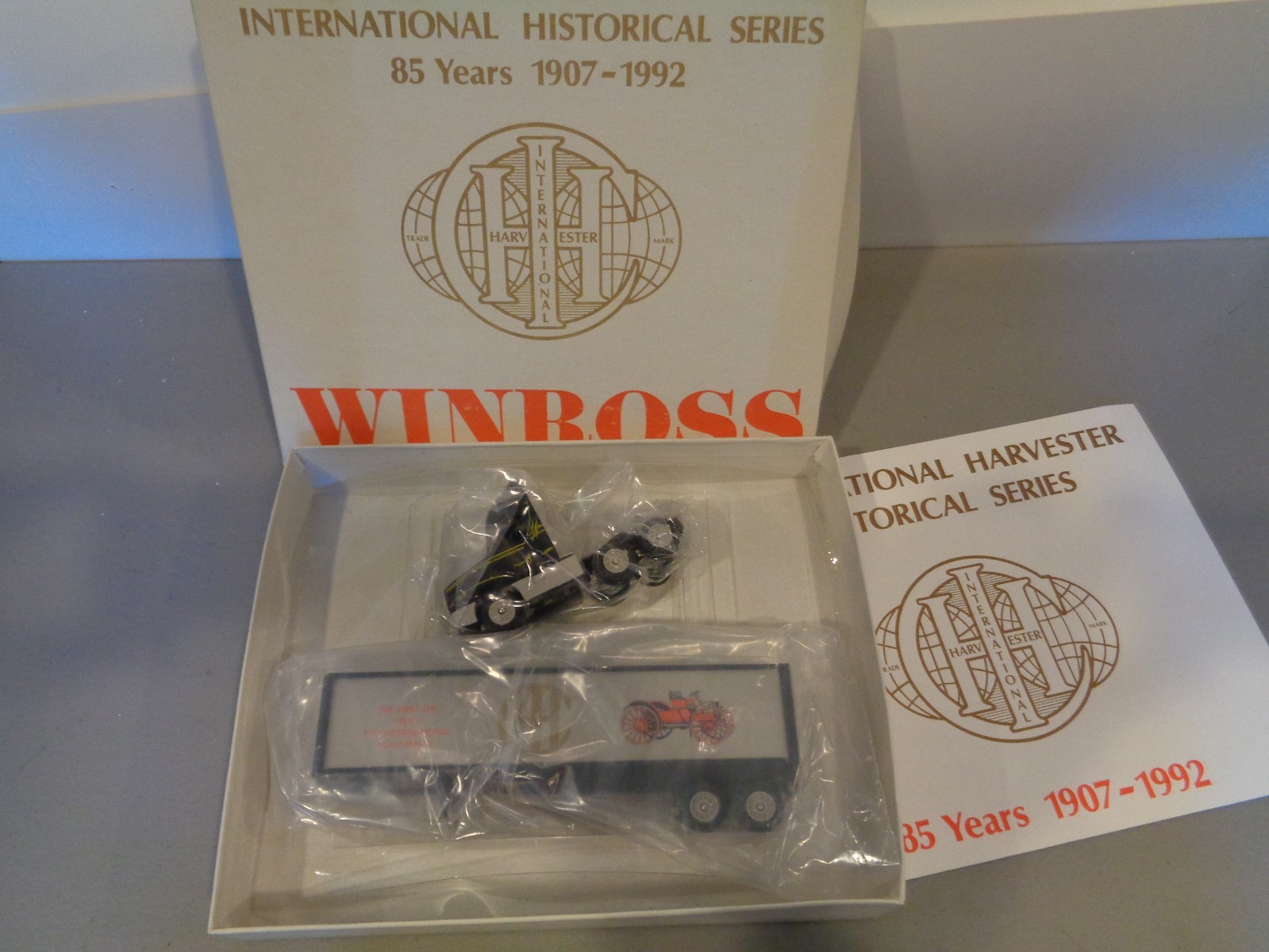 Winross Models Truck & Trailer The First IHC Truck 1907 International ...