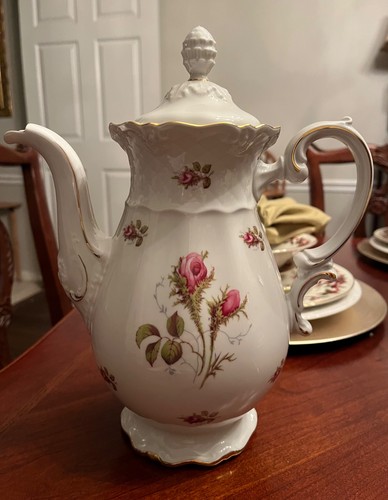 Eschenbach LaReine Moss Rose scalloped coffee/tea pot with 22 karat ...