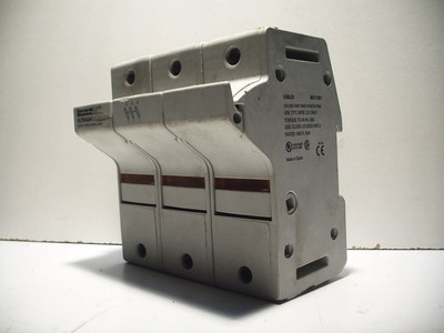 GOULD US3J3L FINGERSAFE LIT FUSE BLOCK 600VAC 30A 3 POLE QUANTITY!! WOW ...