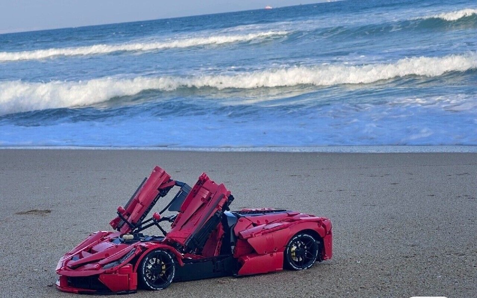 CADA Technic Ferrari LaFerrari, Race Car Model Building Kit, 1:8 Scale ...