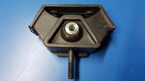 Mercedes W461 – W463 Engine Mount Set. Pt No:- 460 240 70 18 ...