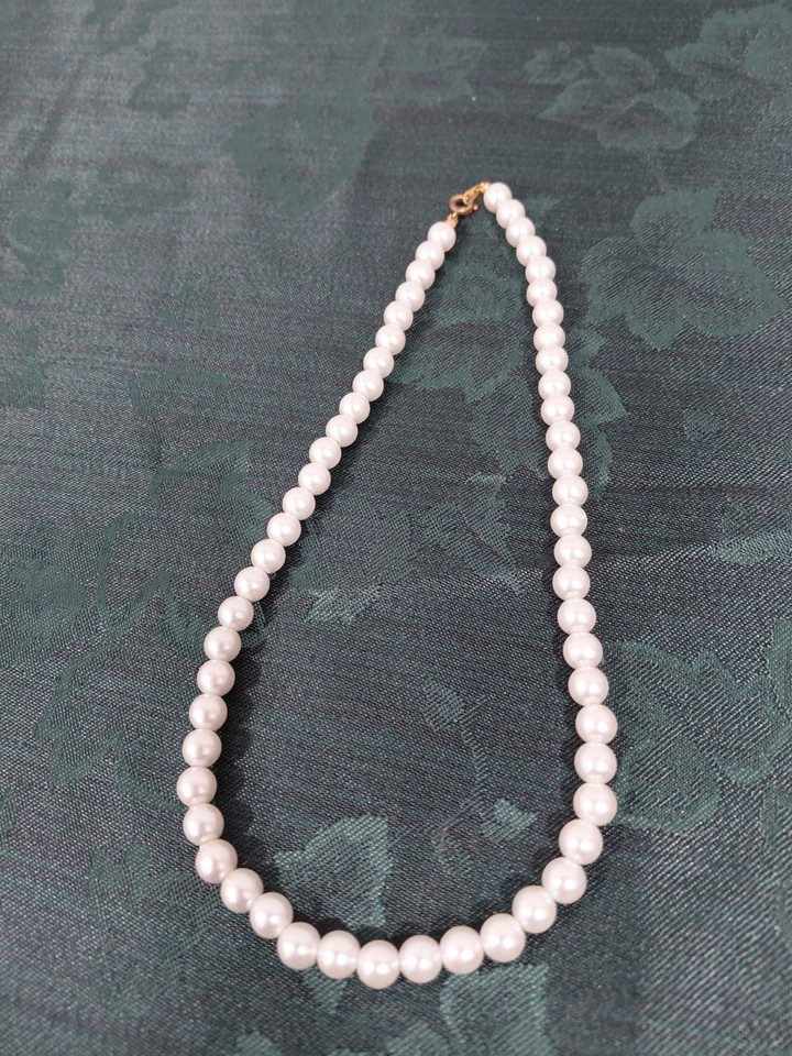 Lot Of 3 Vintage Grey & Silver Faux Pearl Necklaces | eBay