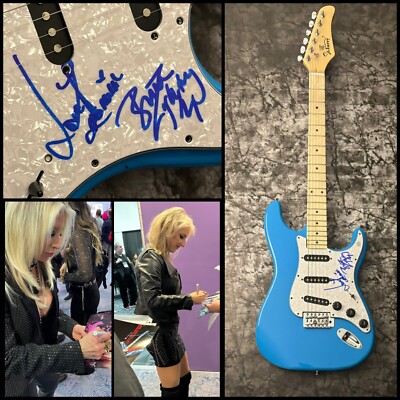 GFA Britt Lightning & Lorraine Lewis * VIXEN * Band Signed Electric ...