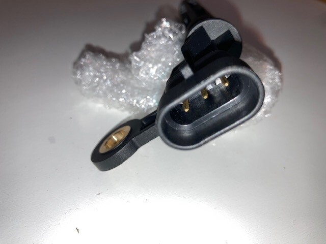 New Crankshaft Position Sensor 12556427,12575172,12576123,2131549 ...