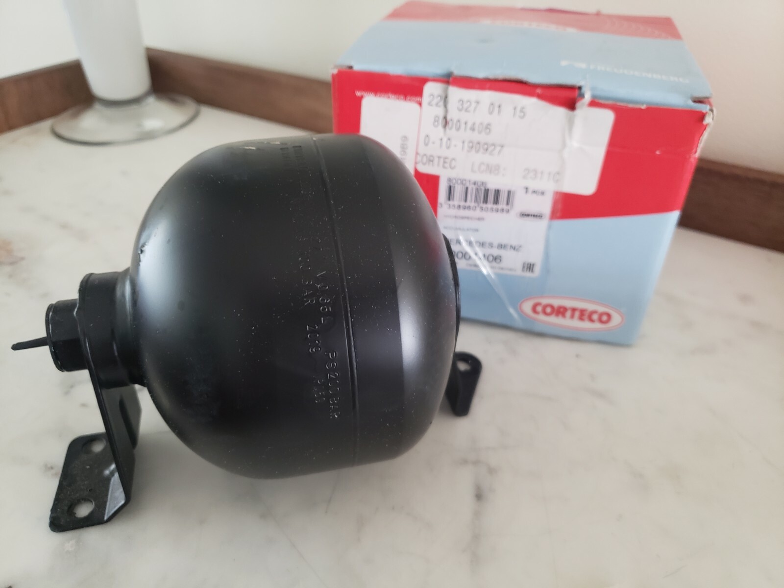 2X CORTECO 80001406 ACCUMULATOR (SELF LEVELING SYS.) MERCEDES-BENZ ...