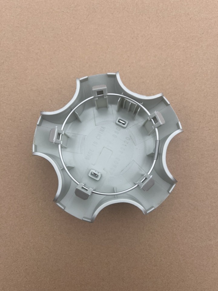 TOYOTA 4260B-0R010 RAV4 2006-2012 4260342120 WHEL CENTR CAP 4260B-0R020 ...